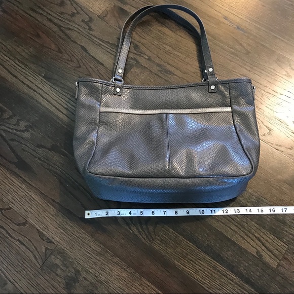 thirty-one | Bags | Thirtyone Townsfair Reversible Tote Gray Leather ...